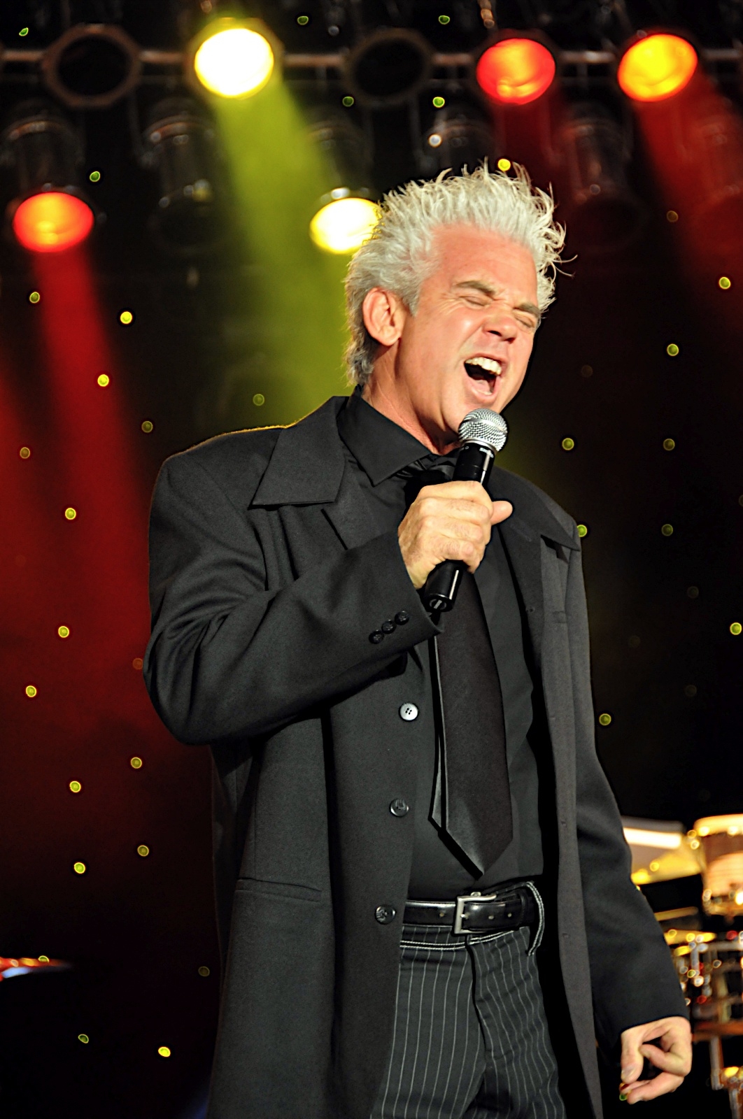 Live In-Concert | The Zippers Band · Official Website.