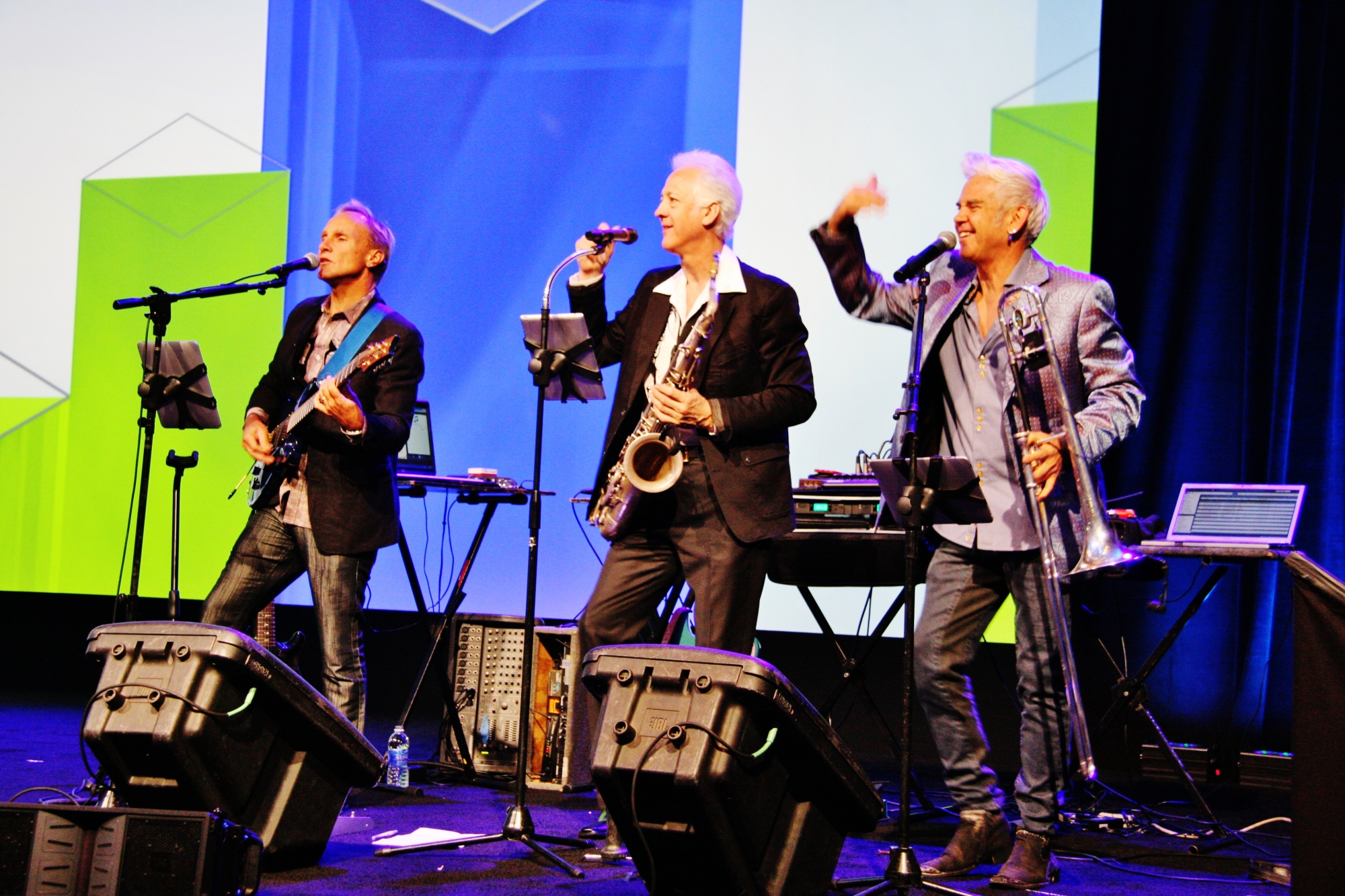 Live In-Concert | The Zippers Band · Official Website.