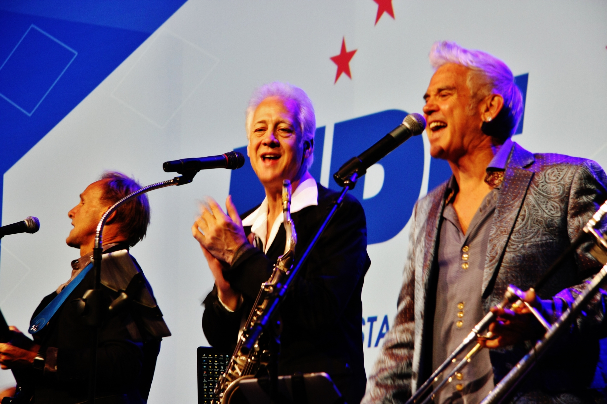 Live In-Concert | The Zippers Band · Official Website.
